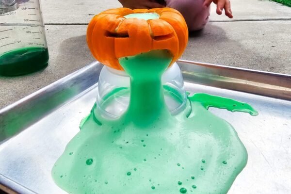 How To Make A Pumpkin Volcano (Halloween Experiment)? | The ...