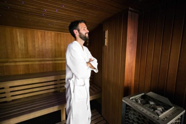 10 Game-Changing Sauna Benefits For Athletes: Recovery | The ...