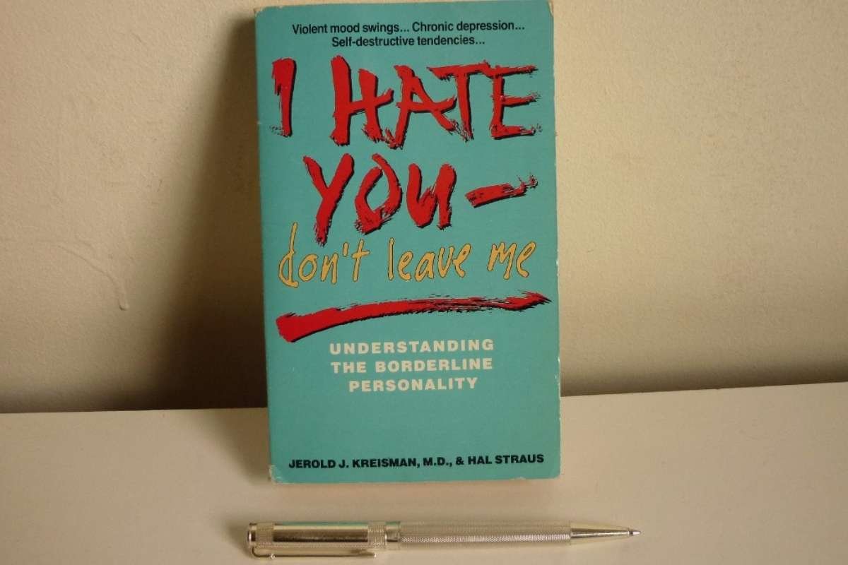 Top 5 Borderline Personality Disorder Books (Can’t Miss) | The ...